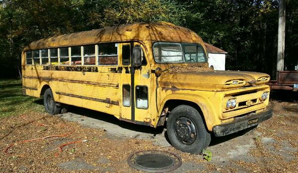 1961 Chevrolet school bus (Cars & Trucks) in Kansas City, MO