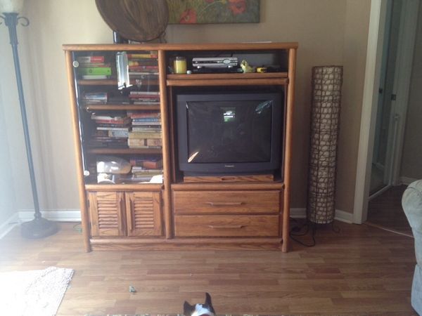 Vintage 1980's solid oak entertainment center. (Furniture) in Pineville ...