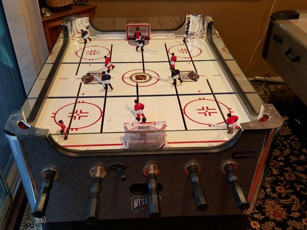 Halex NHL Elite Rod Hockey Game (Games & Toys) in Scotts Valley, CA