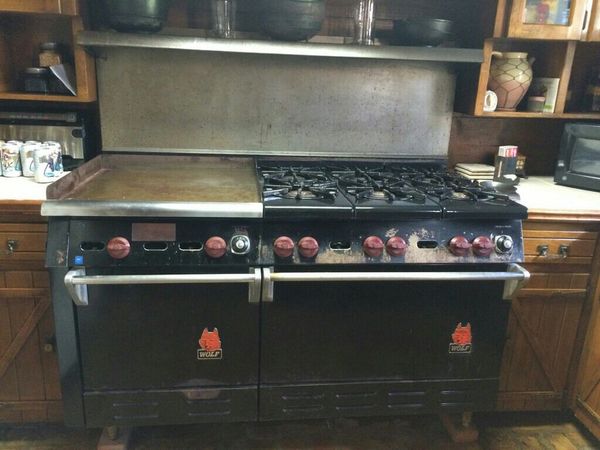 Vintage Wolf Range: Gas Stove Dual Ovens (Appliances) in Duson, LA